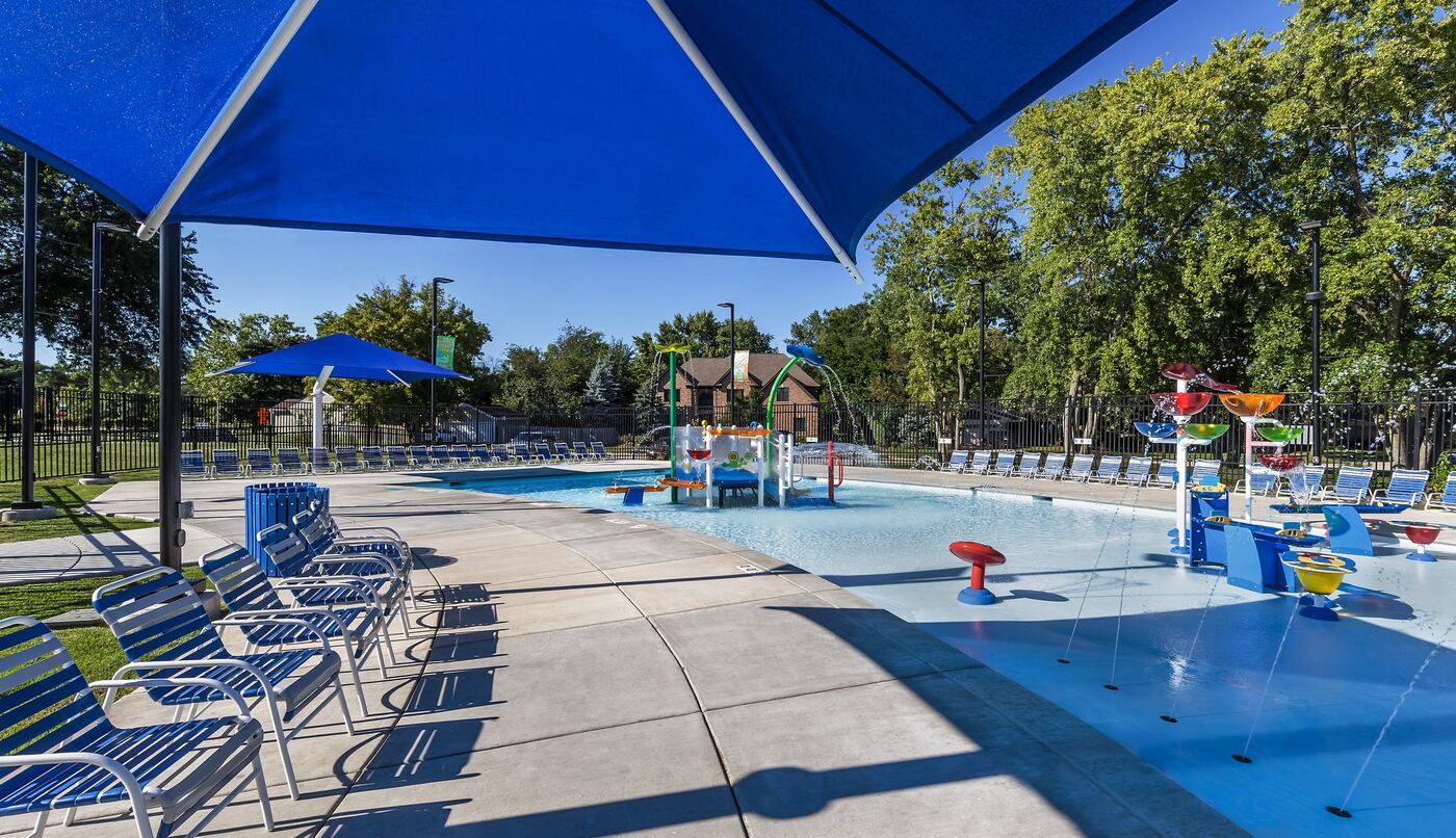 Deerfield Park District Mitchell Park Pool