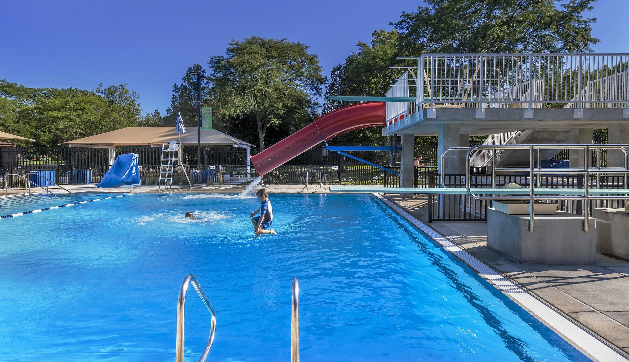 Deerfield Park District Mitchell Park Pool