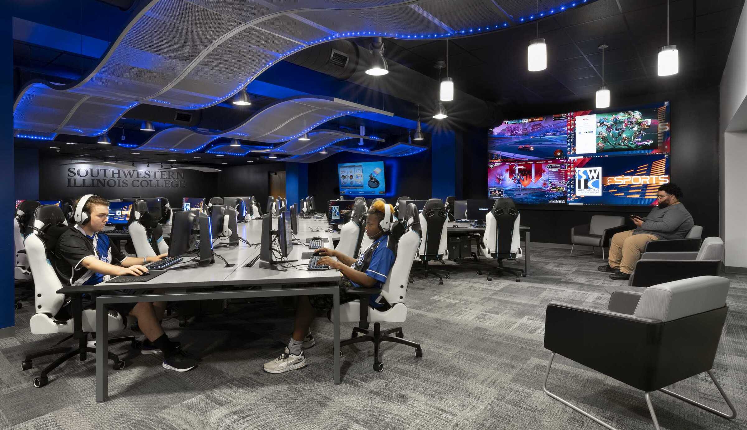 Discover Design Basics and Benefits of Competitive Esports Programs ...